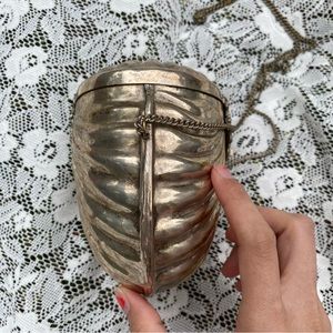 Vintage | Bags | Vintage Art Deco Silver Antique Clam Shell Purse Chain ...